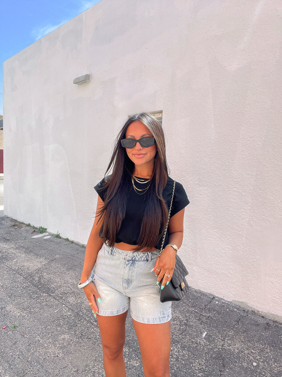 Famous|Elle – FamousElle